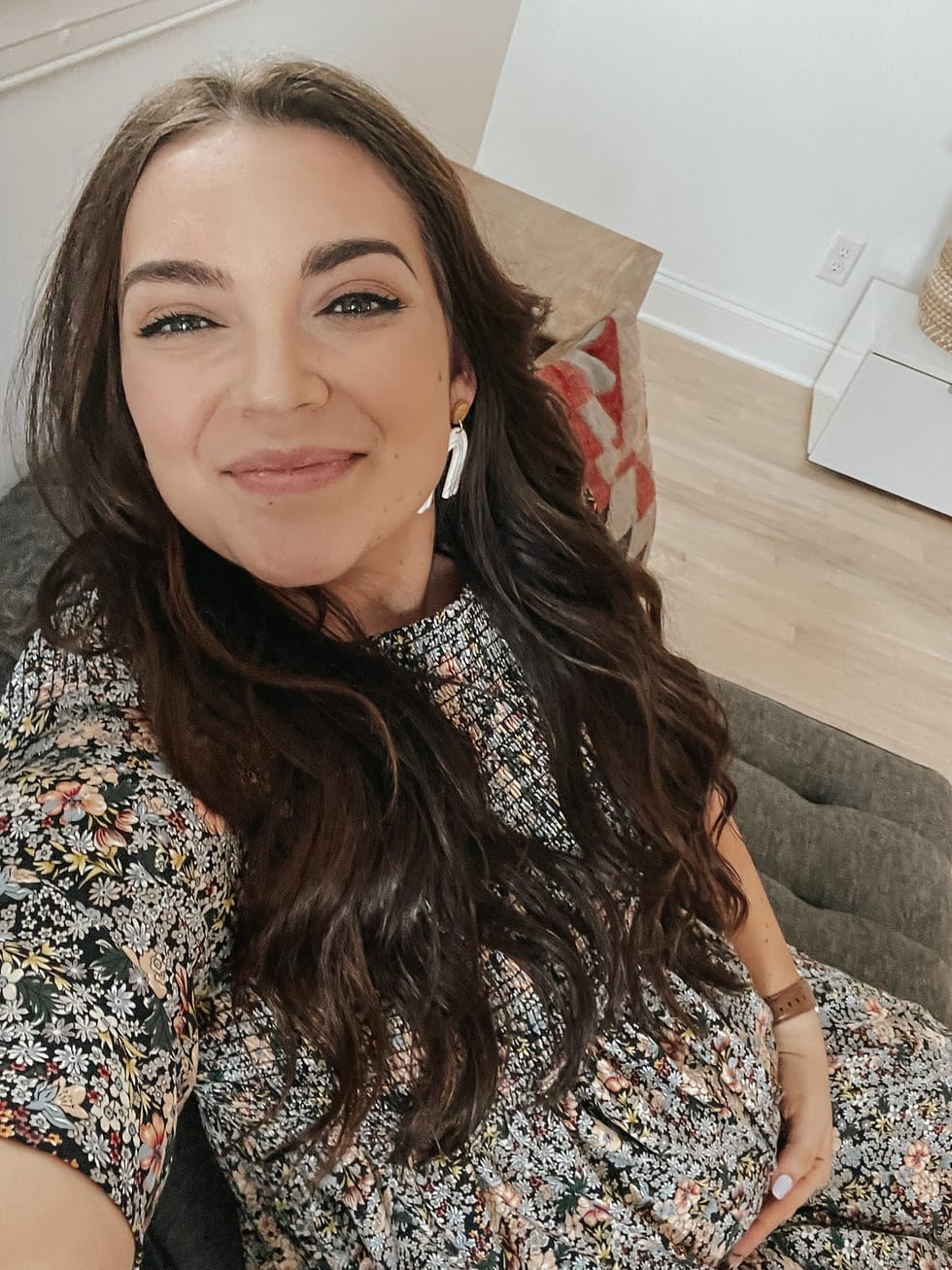 About Us | Moms Loving Moms